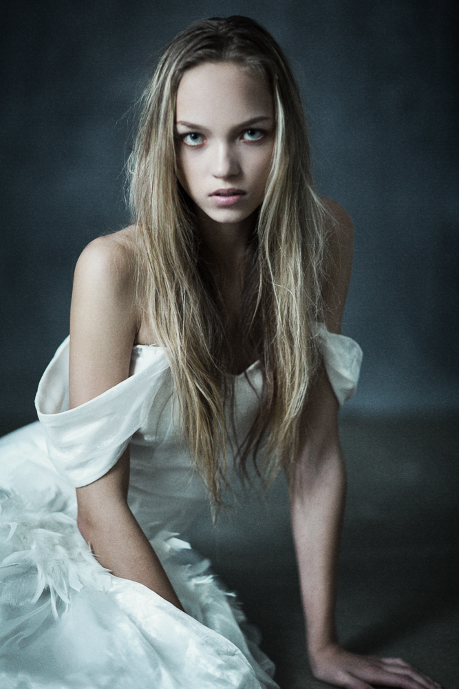 Emily Makeup Artist Singapore | Saubhaya Makeup